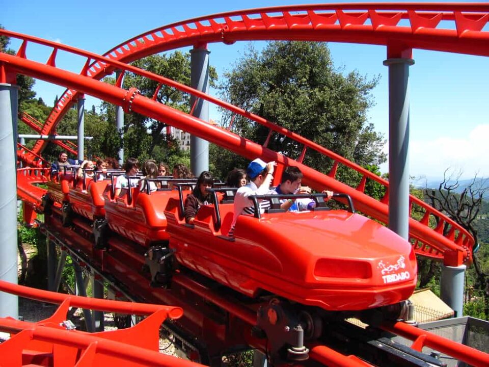 How to Make money in 2023: Become an Amazing Pilot Car Driver